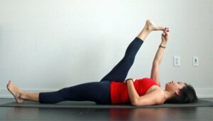 How to Do Reclining Hand-to-Big-Toe Pose - DoYou