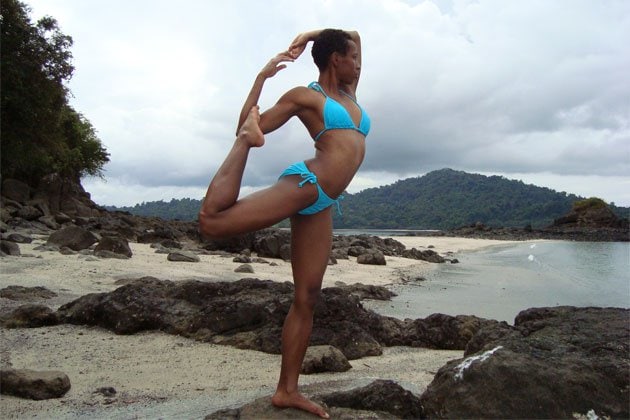 To Bind Or Not To Bind How To Bind In Yoga Poses DoYou