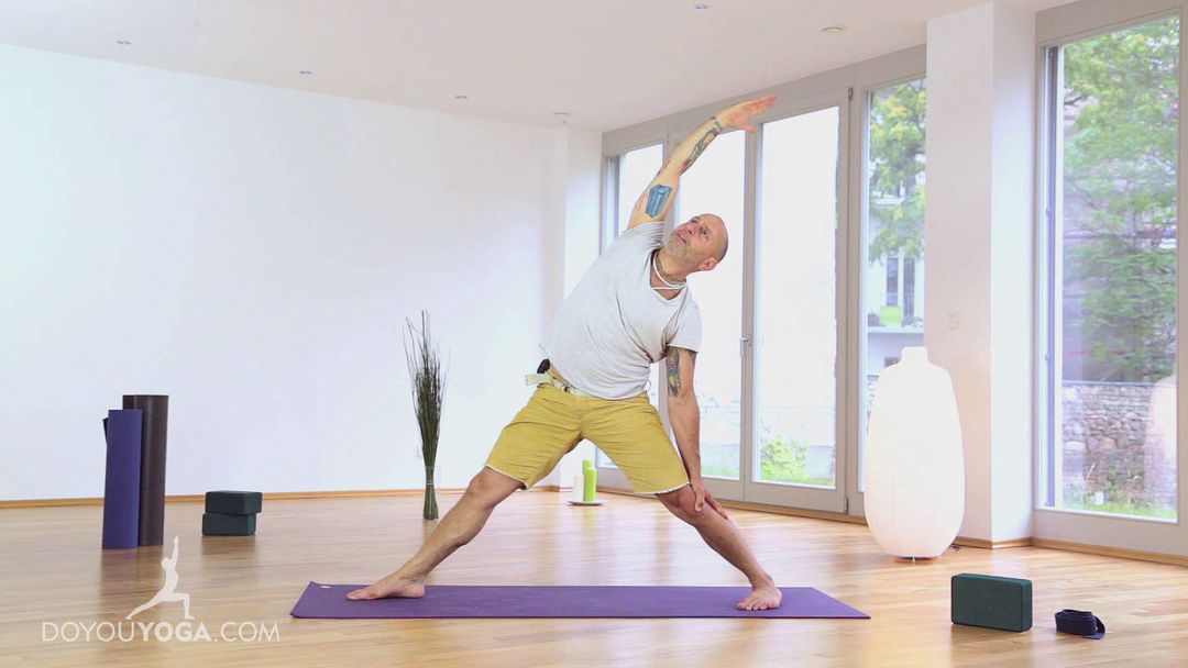 Men's 30 Day Yoga Challenge | DoYou